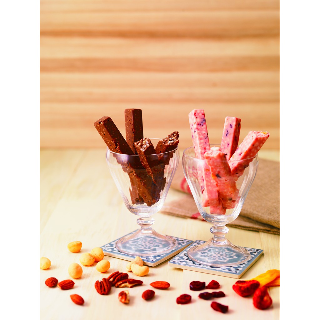 Japan Hokkaido ROYCE Nuts and Fruits Chocolate Bars 12 Packs ROYCE’ 堅果 ...